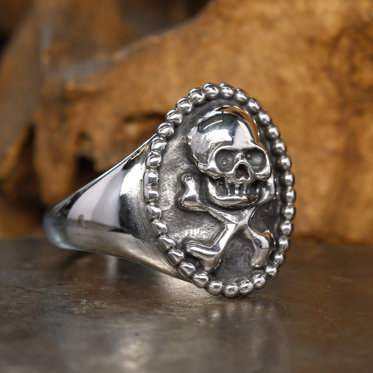 Signet Skull Ring – hellcatjewellery