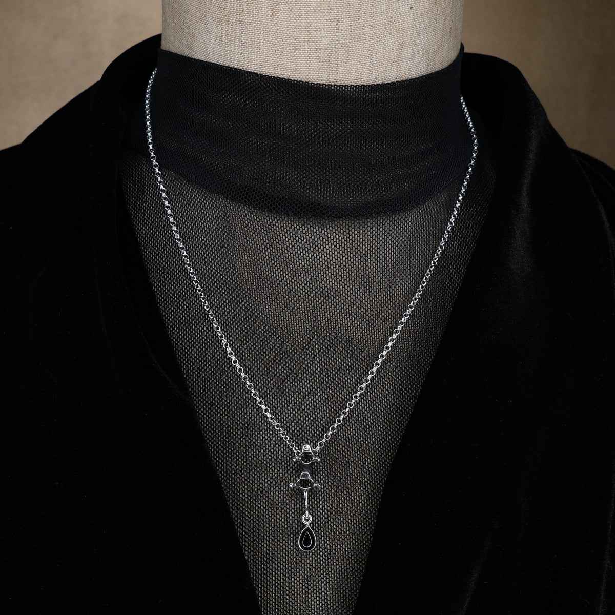 Vertebrae Necklace with Onyx Pendant - Handmade in Silver ...